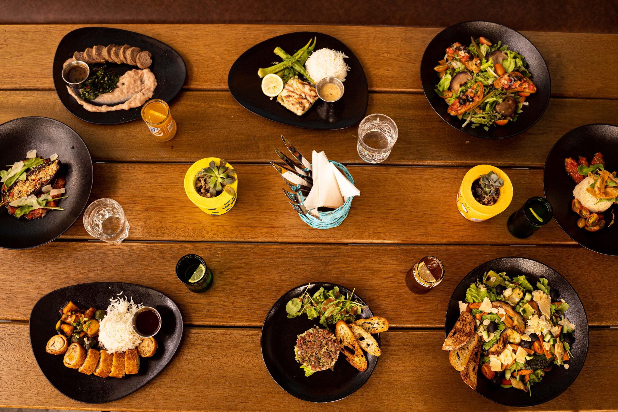 Restauration : ZAKADI lance sa nouvelle carte. - Aptis