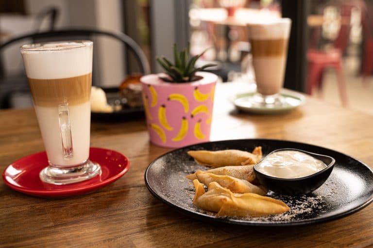 Restauration : ZAKADI lance sa nouvelle carte. - Aptis